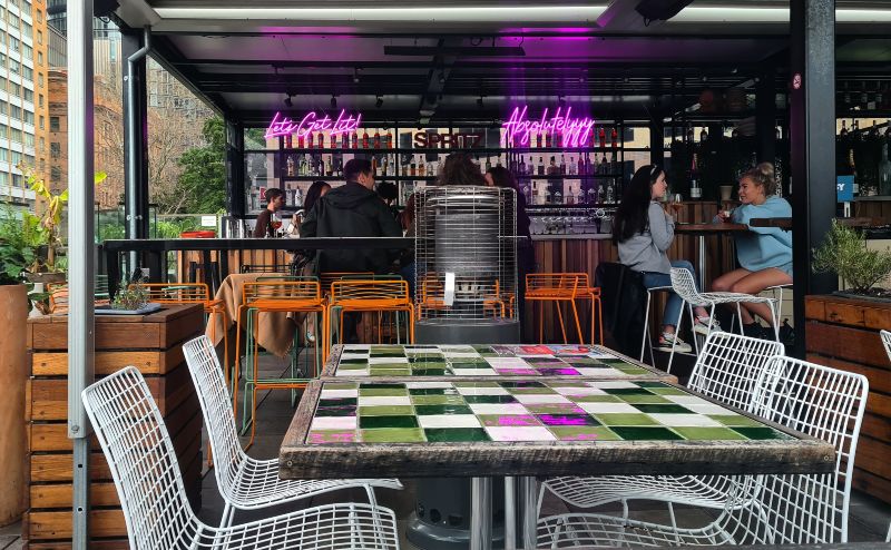 Sip and Stroll: Discover the Best Bars near Circular Quay | Sydney Expert