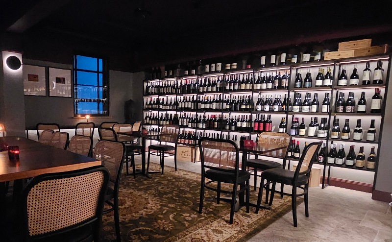Sip and Stroll: Discover the Best Bars near Circular Quay | Sydney Expert