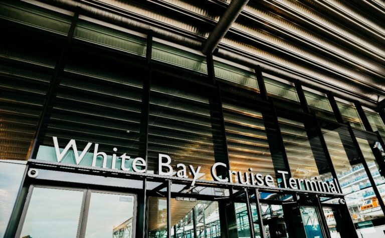 Cruising from Sydney: A Comprehensive Guide [2025] | Sydney Expert